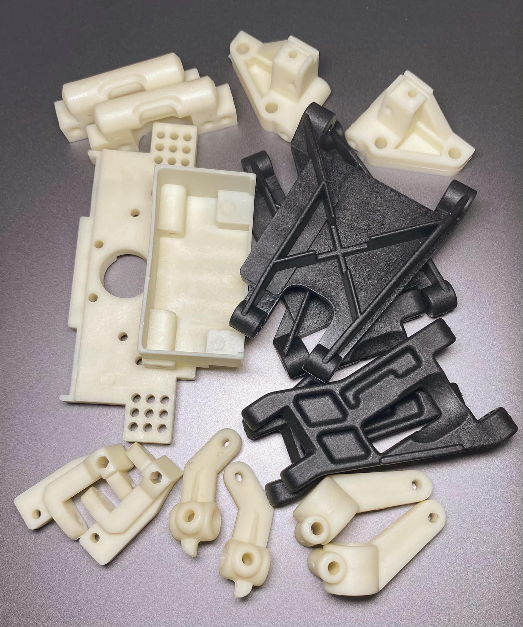 Plastic Set For RC 10, Worlds set fr-001w – L&L models