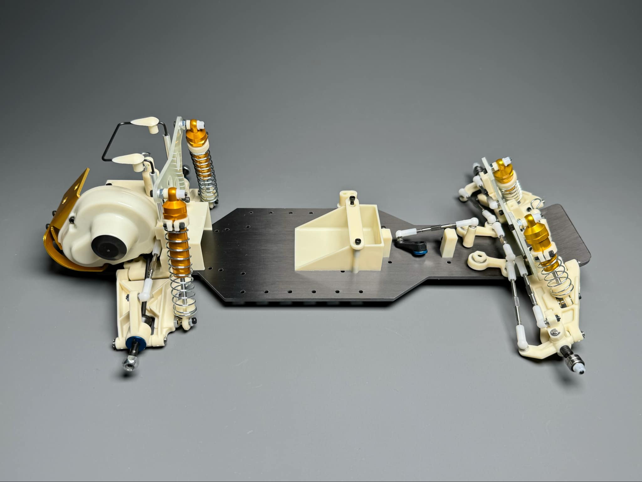 FR-01G Graphite worlds kit, golden – L&L models